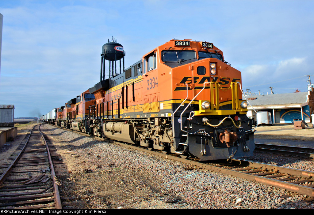 BNSF 3834